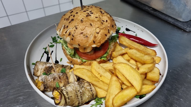 LES MEILLEURS restaurants de bouchee a la reine à Bonnevoie (Bouneweg ...